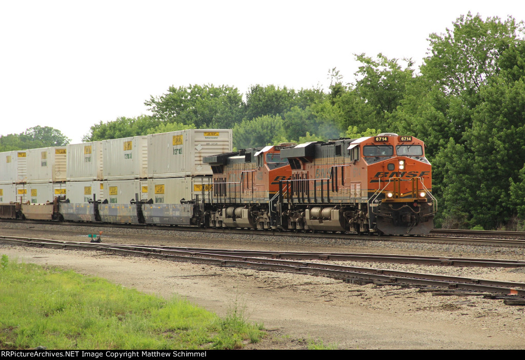 Rolling East On The Transcon